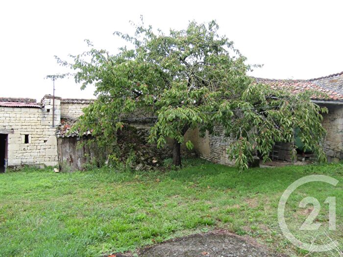 Maison à vendre - Loubigné - 5 pièces - 3 chambres