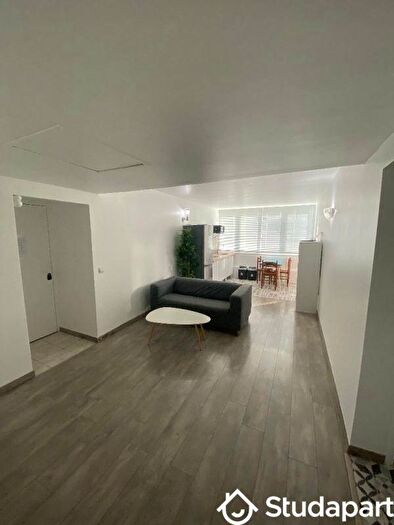 Appartement à louer - Cimetiere, Créteil - 1 pièce - 2 chambres