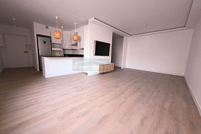 Appartement à vendre - Paris e , Chaillot - 1 pièce