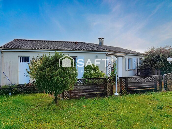 Maison à vendre - Fontaines-dOzillac - 4 pièces - 3 chambres