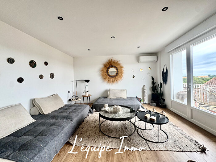 L'Isle-Jourdain : Appartement 4 pièces à vendre