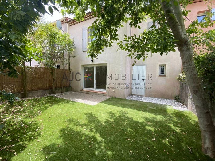 Maison 4 pièces à louer - Saint-Rémy-de-Provence