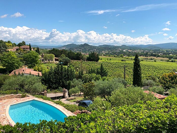 Maison à vendre - Vidauban - 6 pièces - 5 chambres