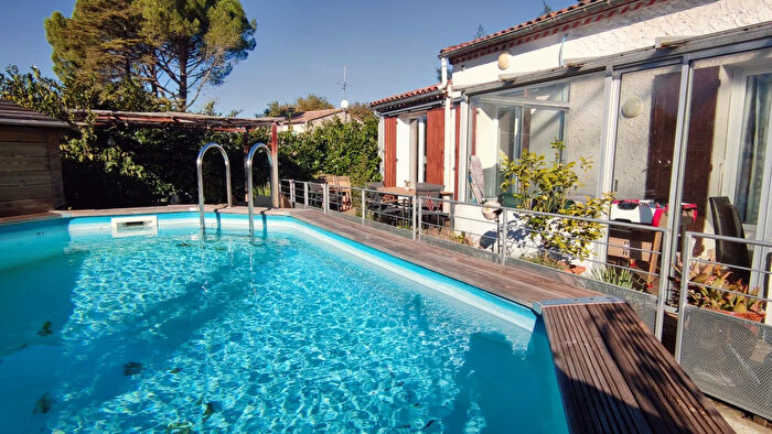 Maison à vendre - Parignargues - 5 pièces - 3 chambres