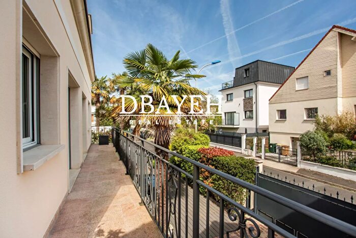 Bry-sur-Marne, Pépinière - Maison 8 pièces à vendre