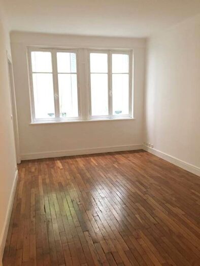 Appartement à louer - Pernety, Paris ème arrondissement - 2 pièces - 1 chambre