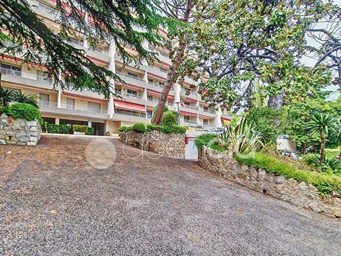 Appartement à vendre - Grasse, Gare - 5 pièces - 4 chambres