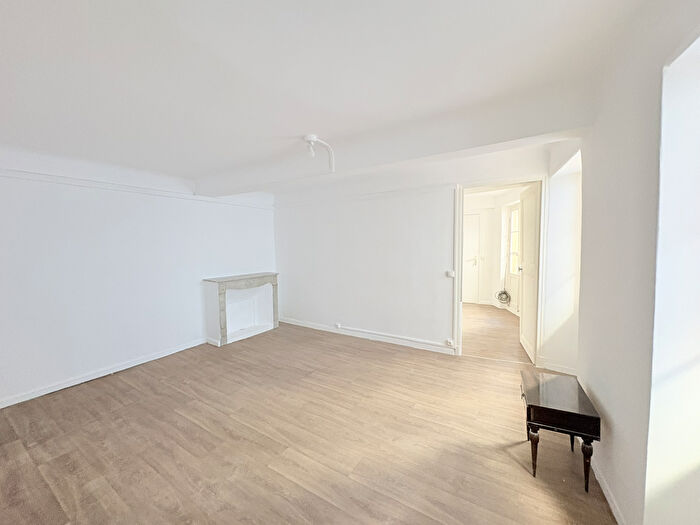 Appartement 2 pièces à Vence, Centre-ville, à louer