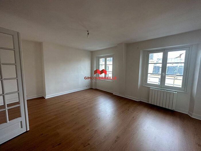 Appartement à louer - Notre Dame, Versailles - 3 pièces - 2 chambres