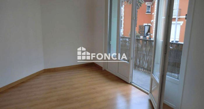 Centre-Soum, Lourdes : Appartement 2 pièces à louer