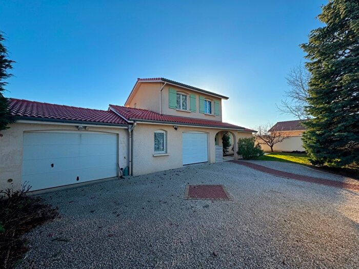 Maison à vendre - Saint-Just-Saint-Rambert, Saint-Rambert - 6 pièces - 4 chambres