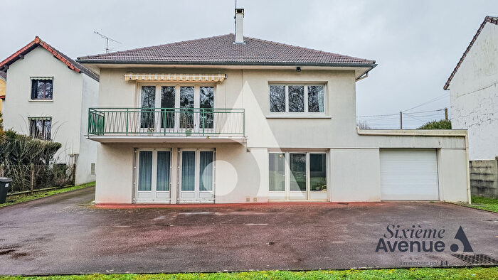 Maison à vendre - Arpajon - 6 pièces - 4 chambres