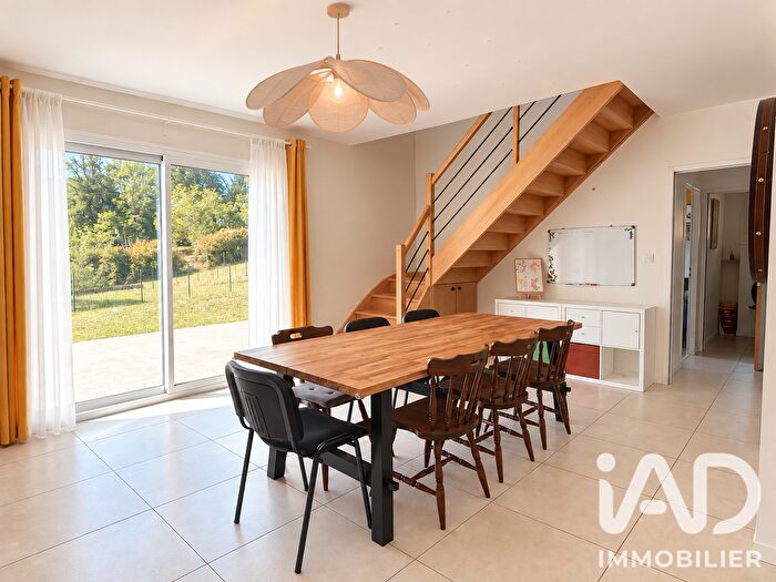 Maison 7 pièces à vendre à Nazelles-Négron