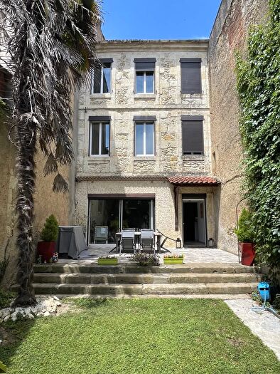 Maison à vendre - Vic-Fezensac - 8 pièces - 7 chambres