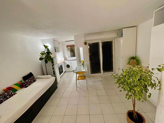 Riquier, Nice : Appartement 2 pièces à louer