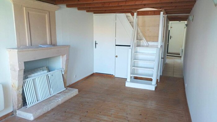 Maison à louer - Corme-Royal - 2 pièces - 1 chambre