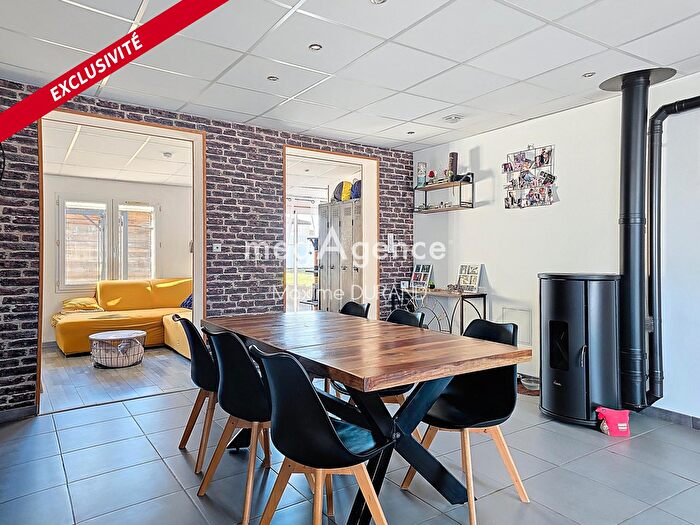 Maison à vendre - Saint-Macaire-en-Mauges - 6 pièces - 4 chambres