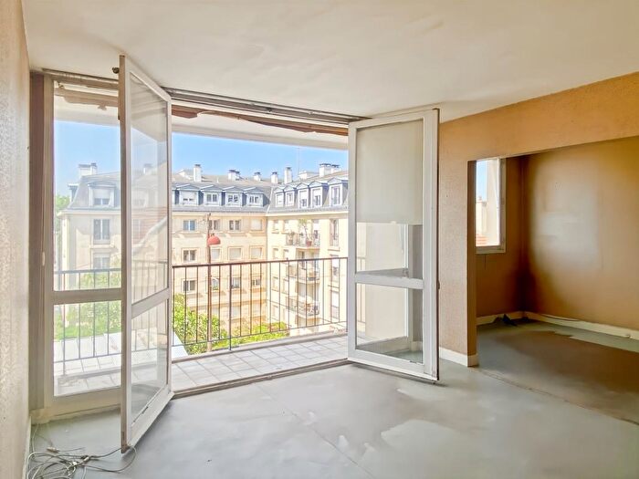 Appartement 4 pièces à Versailles, Notre Dame, à vendre