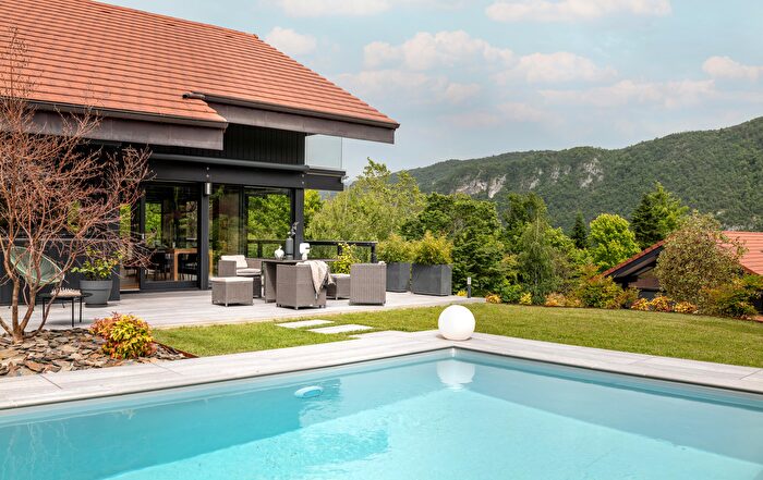 Maison à vendre - Menthon-Saint-Bernard - 5 pièces - 4 chambres