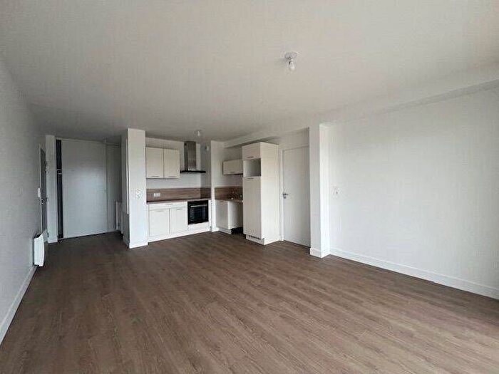 Ploudalmézeau : Appartement 3 pièces à louer