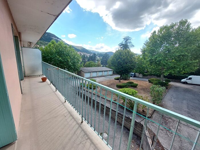Millau, République, Beauregard, Cales - Appartement 4 pièces à vendre