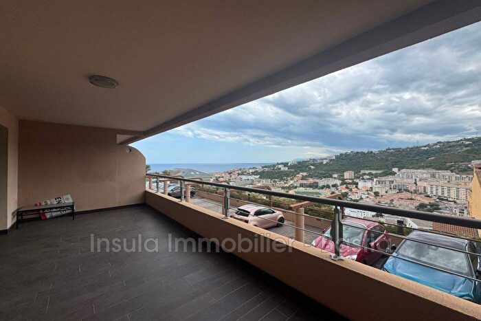 Appartement à louer - Ville-di-Pietrabugno - 2 pièces - 1 chambre