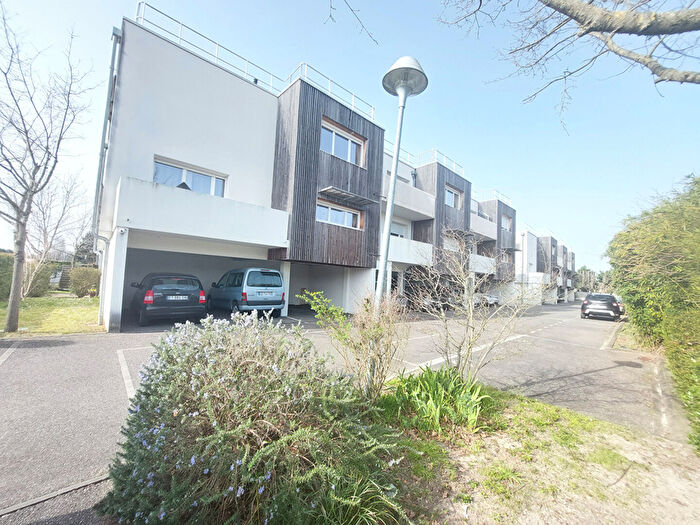 Appartement à vendre - Eysines, Le Bourg - 3 pièces - 2 chambres