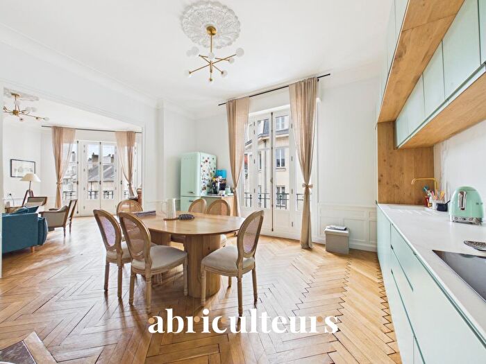Appartement 7 pièces à vendre à Nantes, Centre-ville