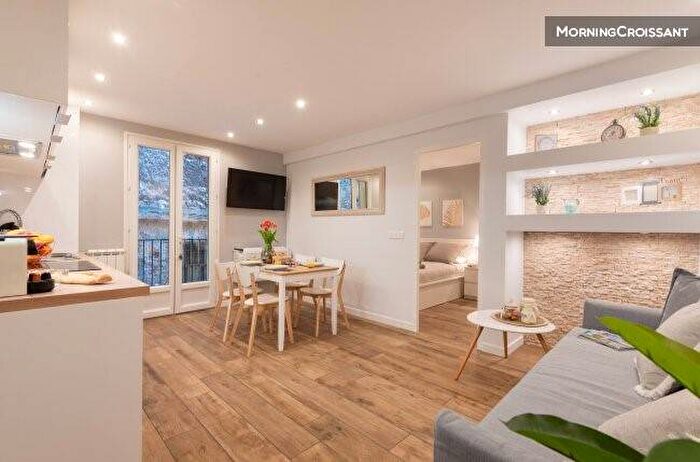 Appartement à louer - Vieux-Nice - 3 pièces - 2 chambres