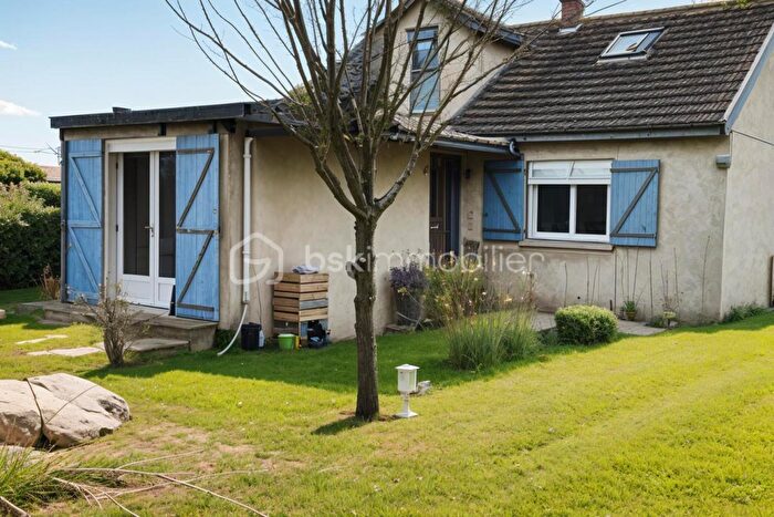 Maison à vendre - Veuves - 4 pièces - 3 chambres