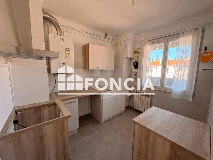 Jardins de la Fontaine, Nîmes - Appartement 3 pièces à louer