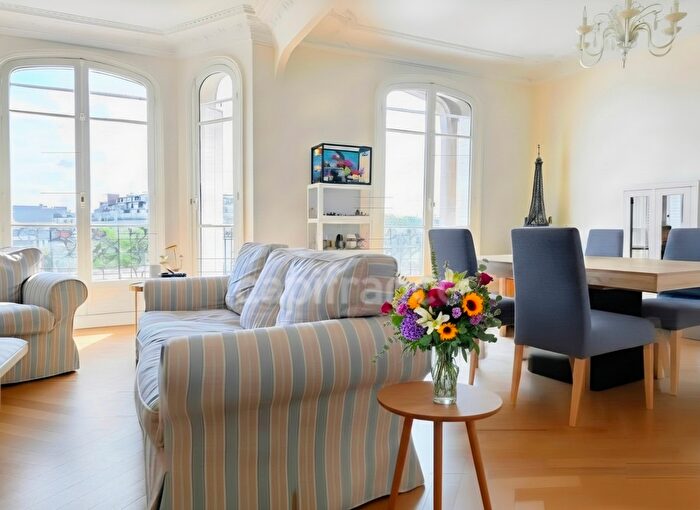 Appartement 4 pièces à Neuilly-sur-Seine, Saint-James, Madrid, à vendre