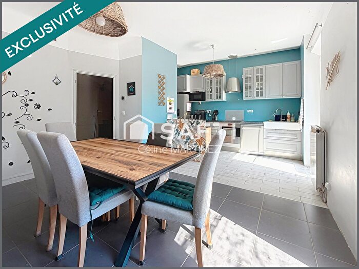 Maison 6 pièces à Oraison, à vendre