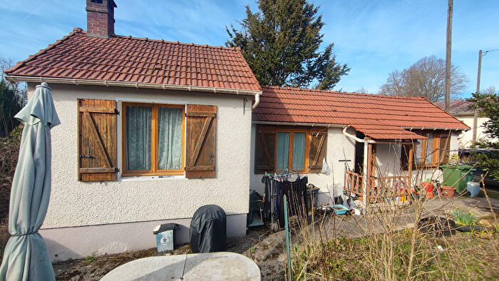 Maison à vendre - La Celle-sur-Morin - 3 pièces - 1 chambre