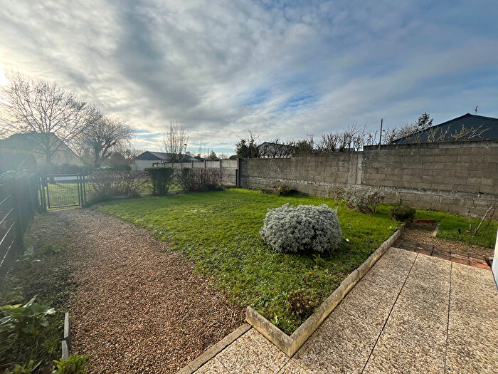 Appartement 3 pièces à Montreuil-Juigné, à vendre