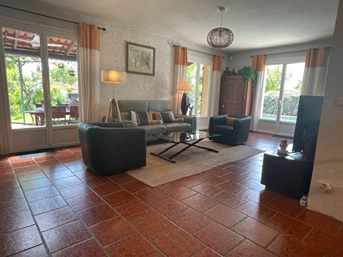 Maison à vendre - Aix-en-Provence, Les Milles - 6 pièces - 5 chambres