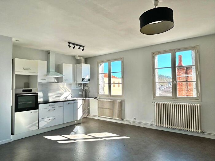 Appartement 4 pièces à louer à Centre Ville, Périgueux