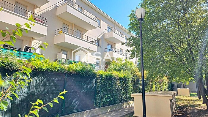 Appartement à vendre - Argenteuil, Centre-ville - 4 pièces - 3 chambres