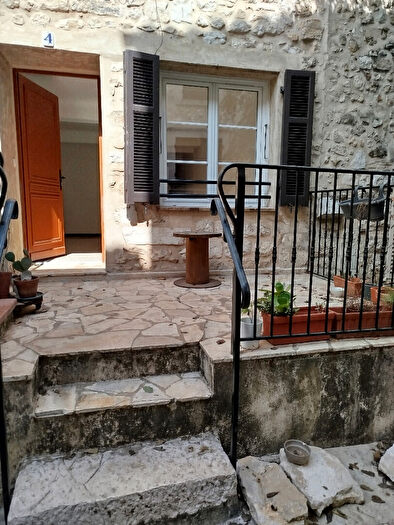 Appartement 3 pièces à louer à Vence, Centre-ville