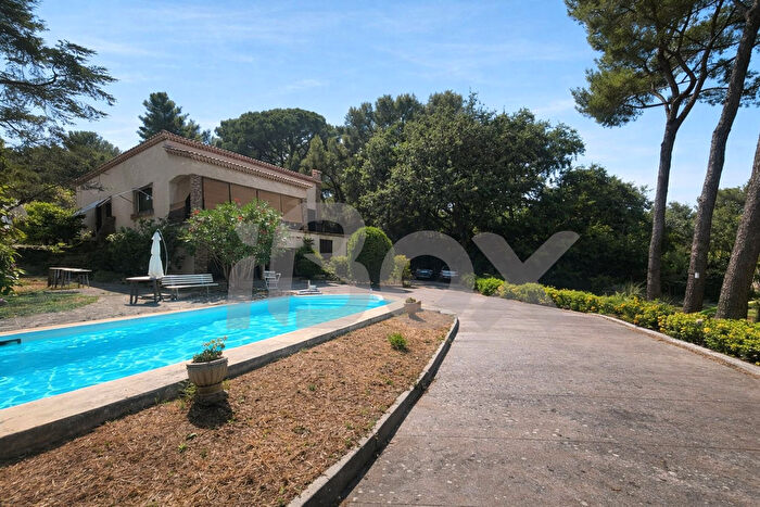 Maison à vendre - La Seyne-sur-Mer, Est - 6 pièces - 5 chambres