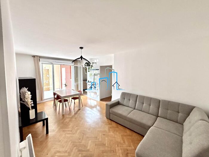 Saint-Ouen, Centre-ville : Appartement 4 pièces à vendre