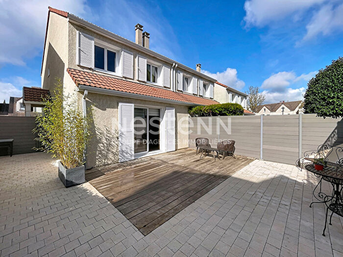 Maison à vendre - Plaisir, Aqueduc - 5 pièces - 4 chambres