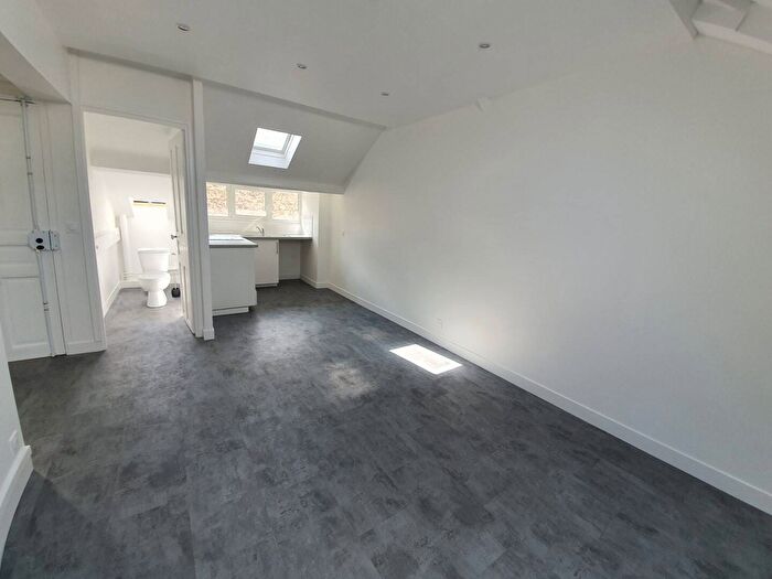 Appartement à louer - Neuilly-sur-Seine - 3 pièces - 1 chambre