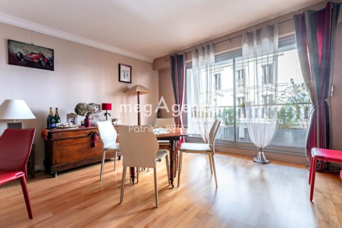 Appartement à vendre - Saint-Mandé, Notre Dame, Saint-Michel de Picpus - 4 pièces - 2 chambres