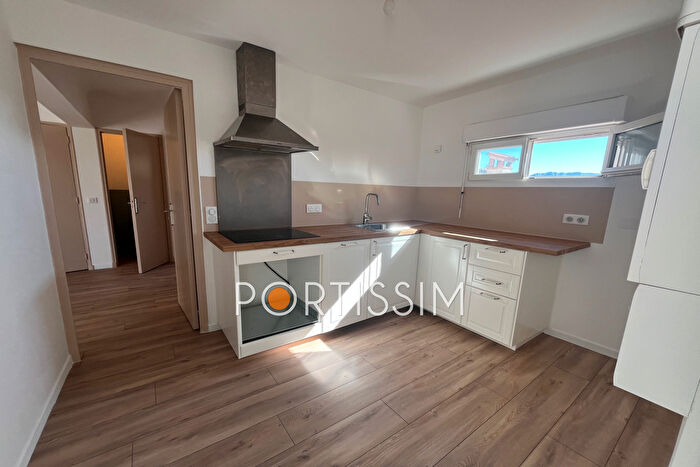 Appartement à vendre - Meyreuil - 3 pièces - 2 chambres