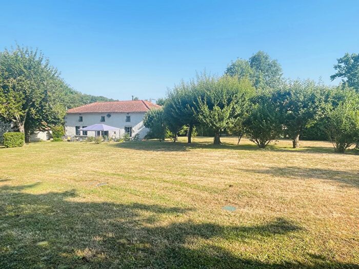 Exideuil - Maison 6 pièces à vendre
