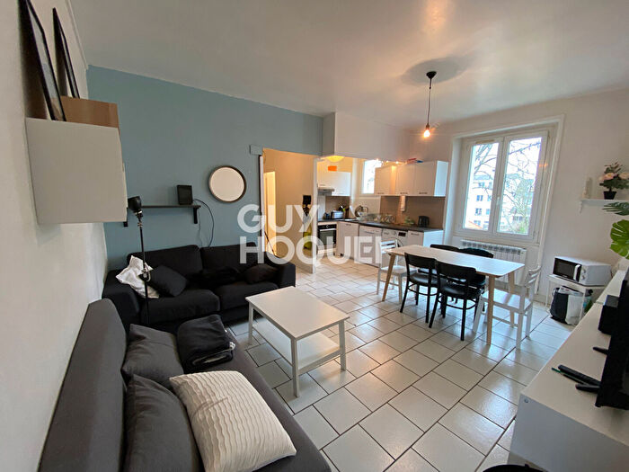 Nantes, Saint-Clément, Jardin des plantes, Caserne Lamoricière : Appartement 3 pièces à louer