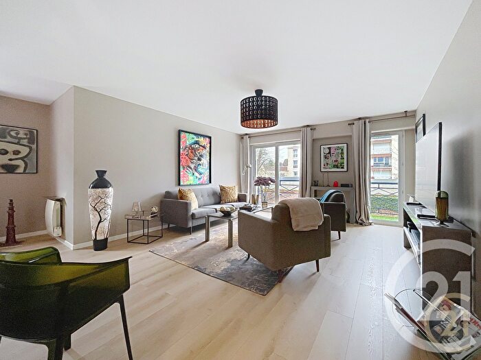 Appartement à vendre - Compiègne, Saint-Lazare, Les Avenues - 4 pièces - 3 chambres