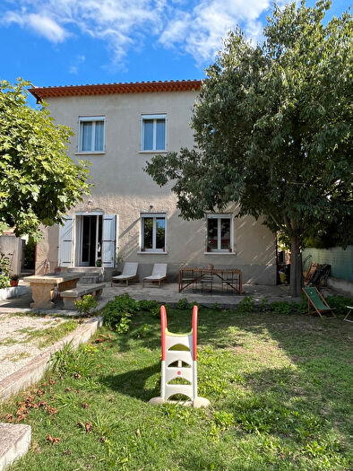 Maison à vendre - Gémenos - 8 pièces - 5 chambres