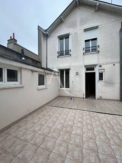 Maison 4 pièces à louer à Neuville-aux-Bois
